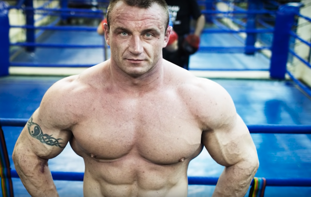 Fot.: Mariusz Pudzianowski, zrzut ekranu/ YouTube